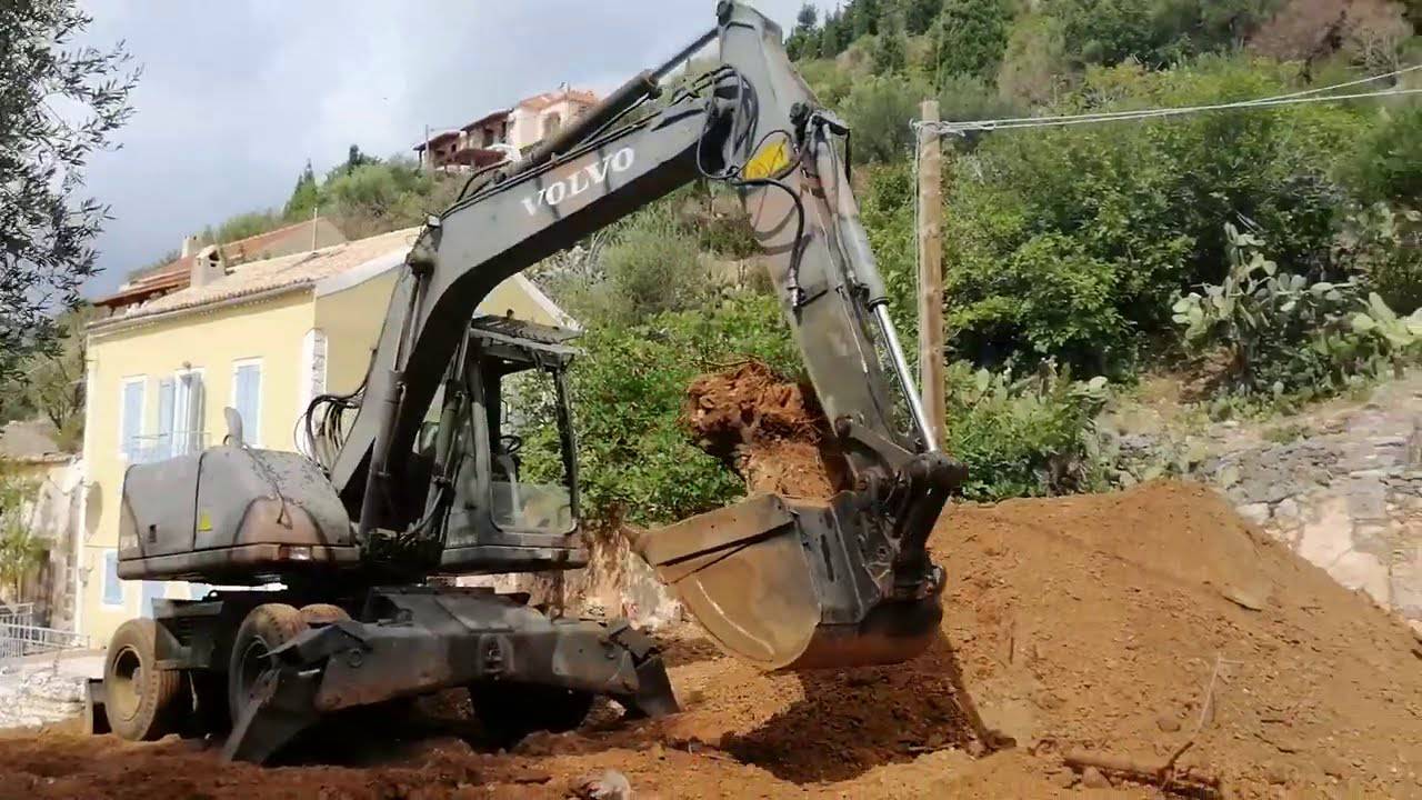 Συνδρομή του Στρατού μας στις περιοχές που έπληξε ο "Ιανός" (ΒΙΝΤΕΟ ...