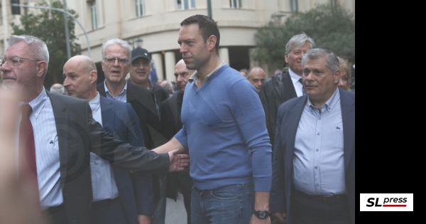 Στη Θήβα παρουσιάσθηκε ο Στέφανος Κασελάκης - slpress.gr