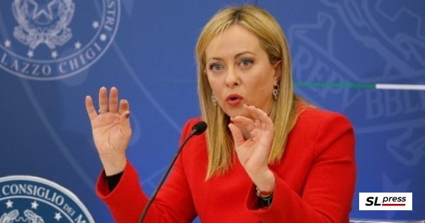 Στα Δωδεκάνησα έκανε διακοπές η Μελόνι - slpress.gr