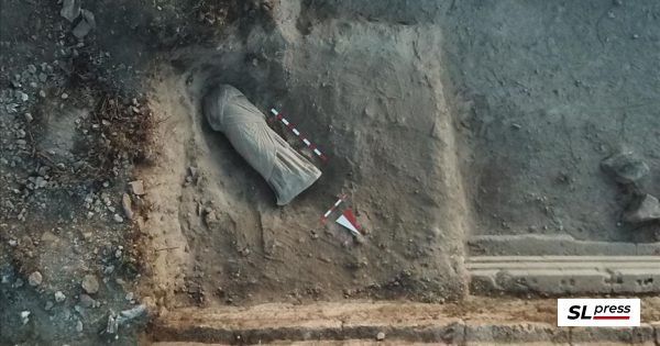 Τουρκία: Αρχαίο άγαλμα βρέθηκε σε ναό της Δήμητρας - slpress.gr
