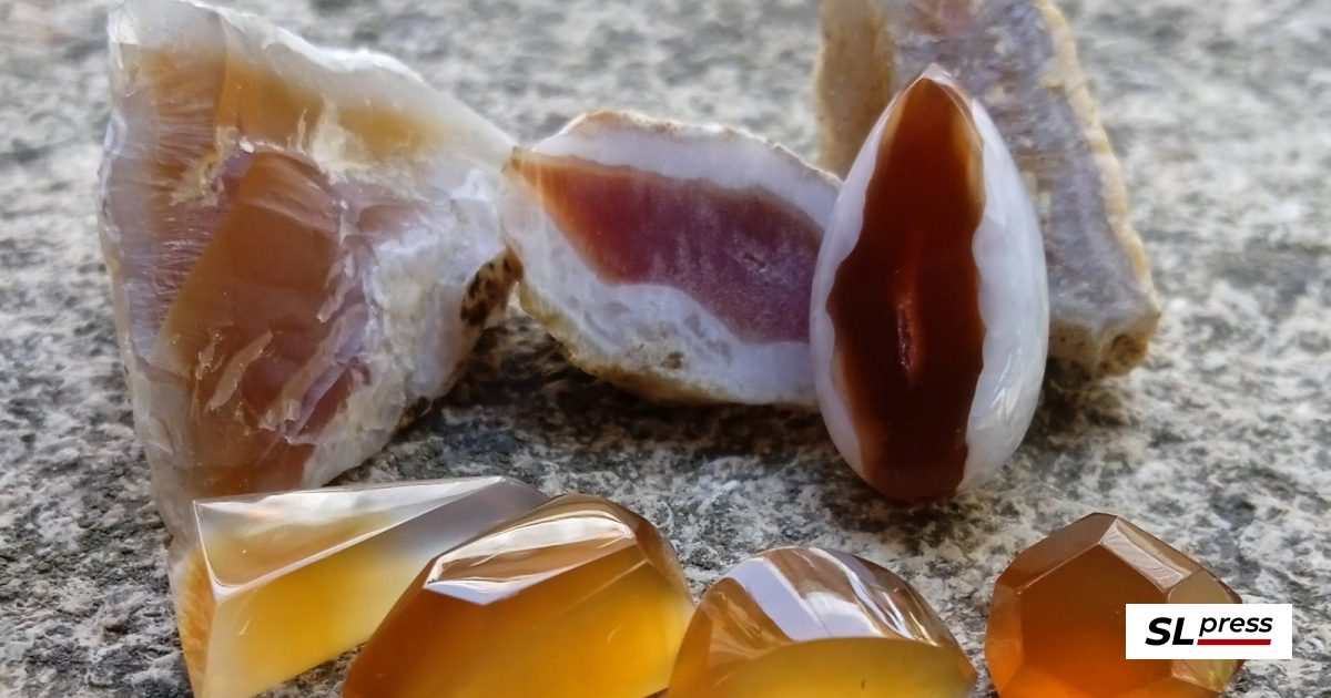 Ένας ερασιτέχνης ανακαλύπτει ημιπολύτιμους λίθους στον Έβρο - slpress.gr