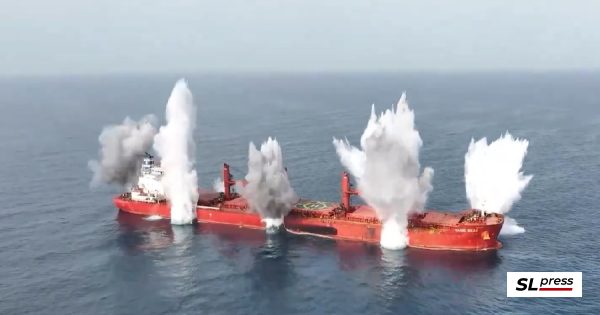 Διασώθηκαν δύο άνδρες από το Eternity C που χτυπήθηκε από τους Χούθι - slpress.gr