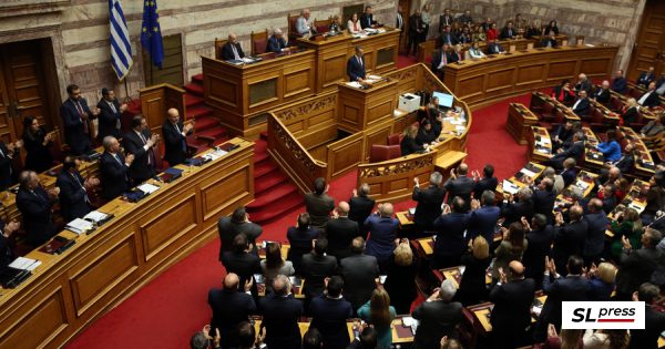 Η γελοιοποίηση της πολιτικής... - slpress.gr